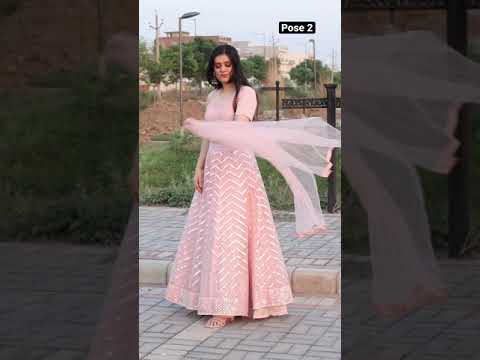 Poses in Lehnga | Shanika Khurmi | #shorts