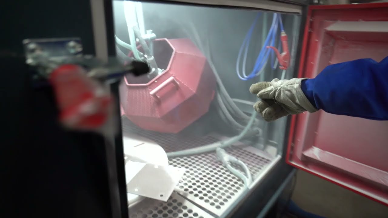 Automatic Sandblasting Machine with Basket for Small Parts