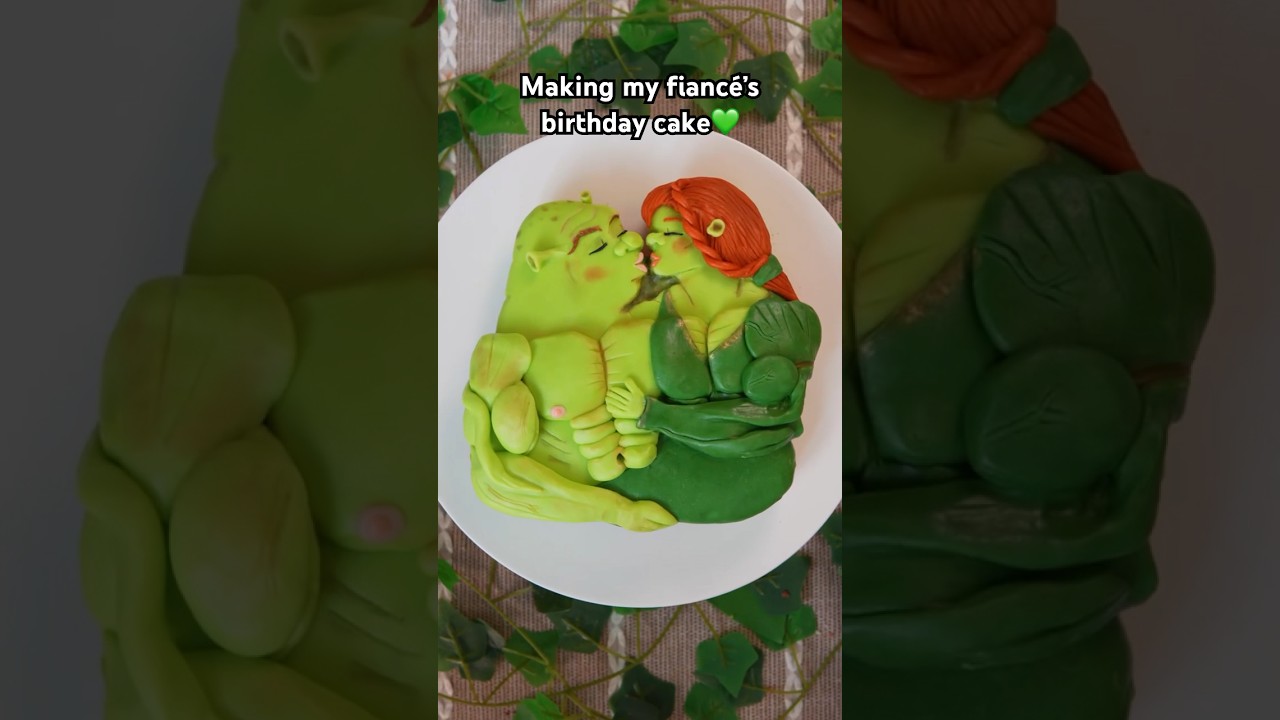 call me shrek cuz I’m head ogre heels 😩 #shrek #cursed #cake #shorts