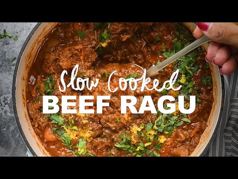 Slow Cooker Beef Ragu | Supergolden Bakes