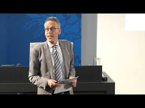 Dean's Lecture Series 2017 - Opportunities and obstacles for STEM education
