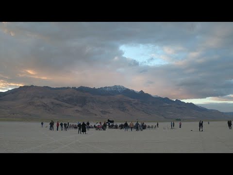 Classical pianist reimagines concert hall by taking music to the great outdoors