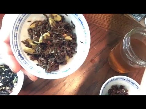 Different Flavors of Tea: Dark Teas