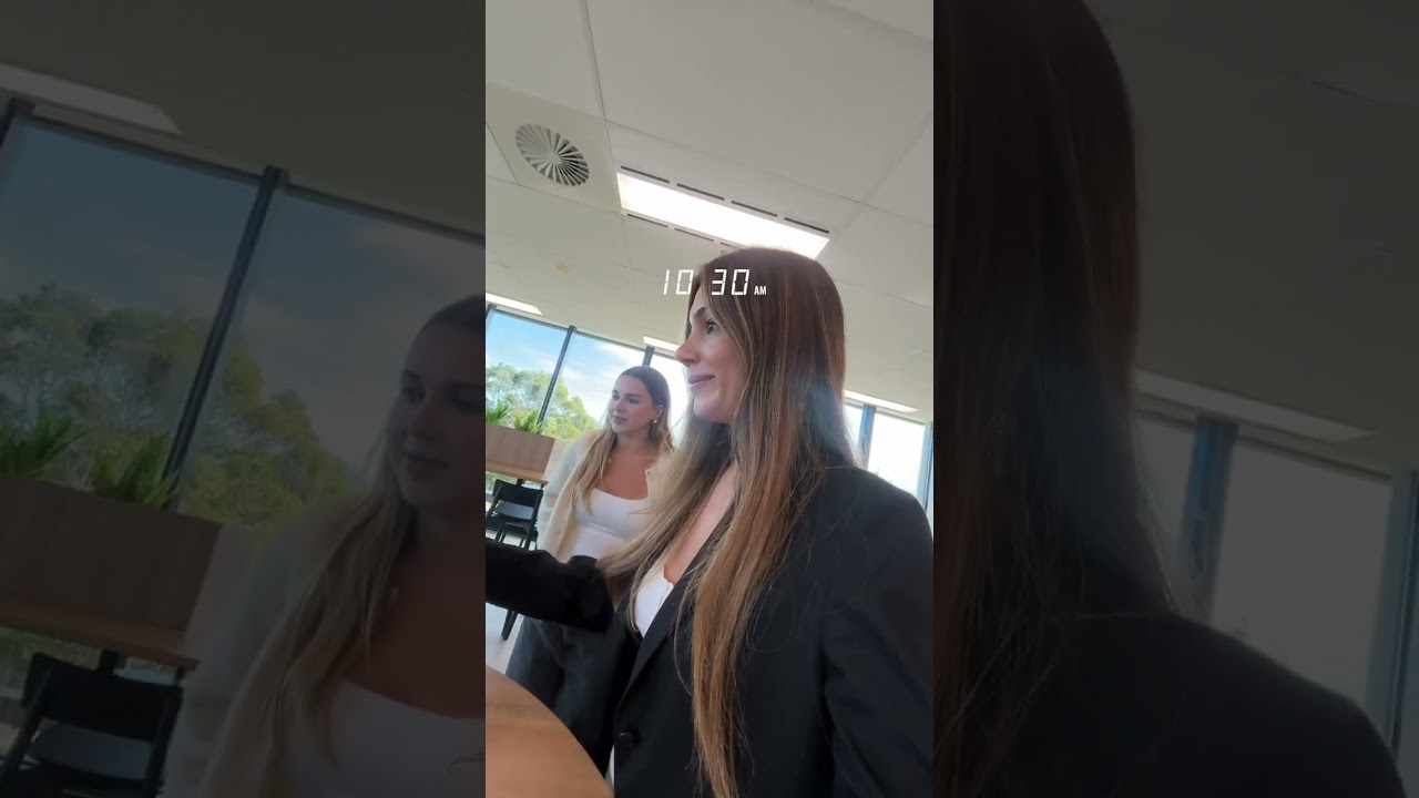 TRYING OSCAR WYLEE GLASSES! Spend The Day With Me In Sydney #dayinmylife #oscarwylee