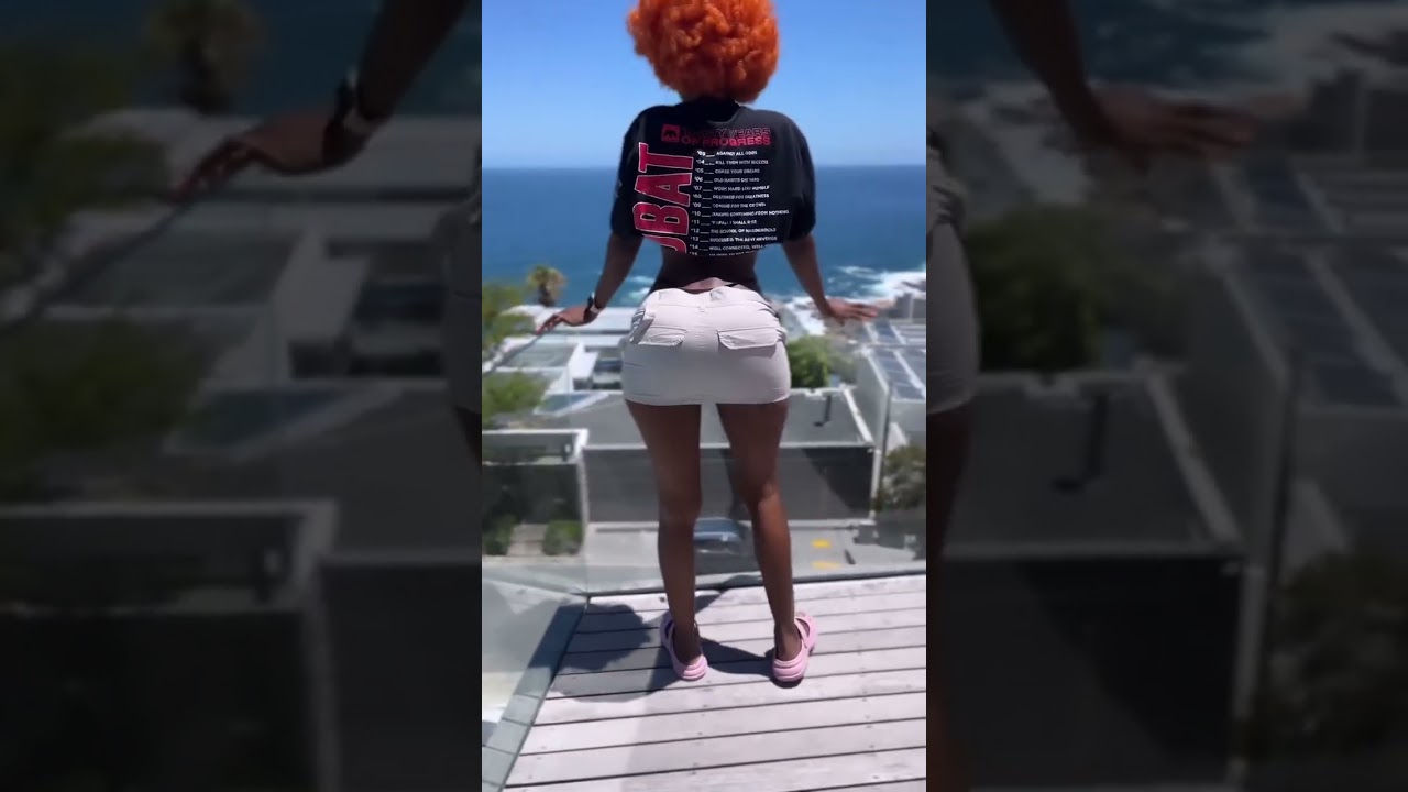 Miniskirt view🍑🥵💦💯#twerking #twerk #booty #dance #twerkqueen #ass #girlstwerking #explore