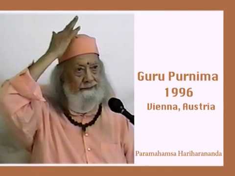 Guru Purnima with Paramahamsa Hariharananda in 1996, Vienna, Austria