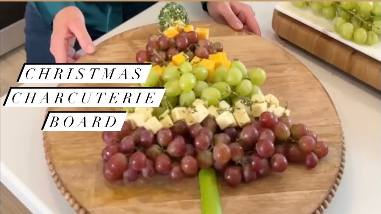 Simple Christmas Tree Charcuterie Board 🎄 - Holiday Snacking #shorts #charcuterieboard #christmas