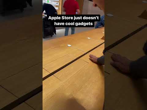 smart desk at Apple Store 5th Avenue #apple #applestore #homeimprovement #smartgadgets #workfromhome
