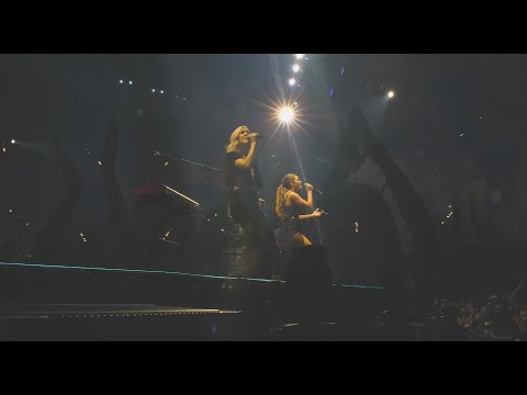 Maddie & Tae: Cry Pretty Tour 360 Wardrobe
