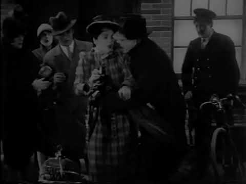 The Ghost Train 1927 Der Geisterzug Guy Newall Ilse Bois Louis Ralph John Manners Géza von Bolváry