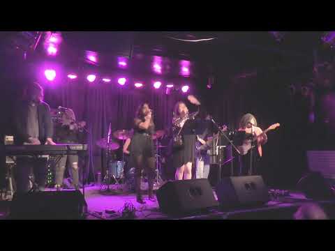 Chappell Roan - Pink Pony Club