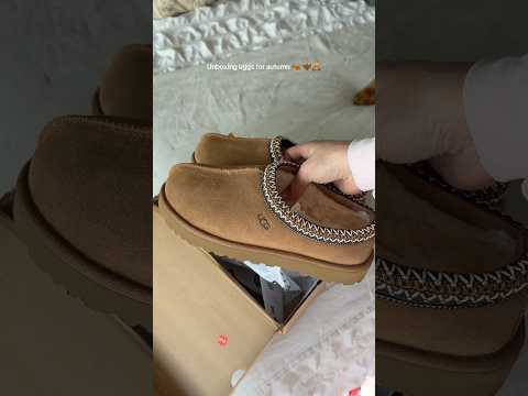 Unboxing my Tasman uggs for autumn 🍂🧸🤎 #shorts #uggs #autumn #thatgirl