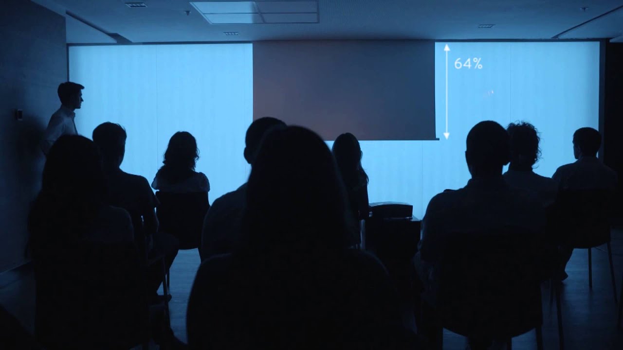 Simon Scena - Quien controla la luz despierta las emociones