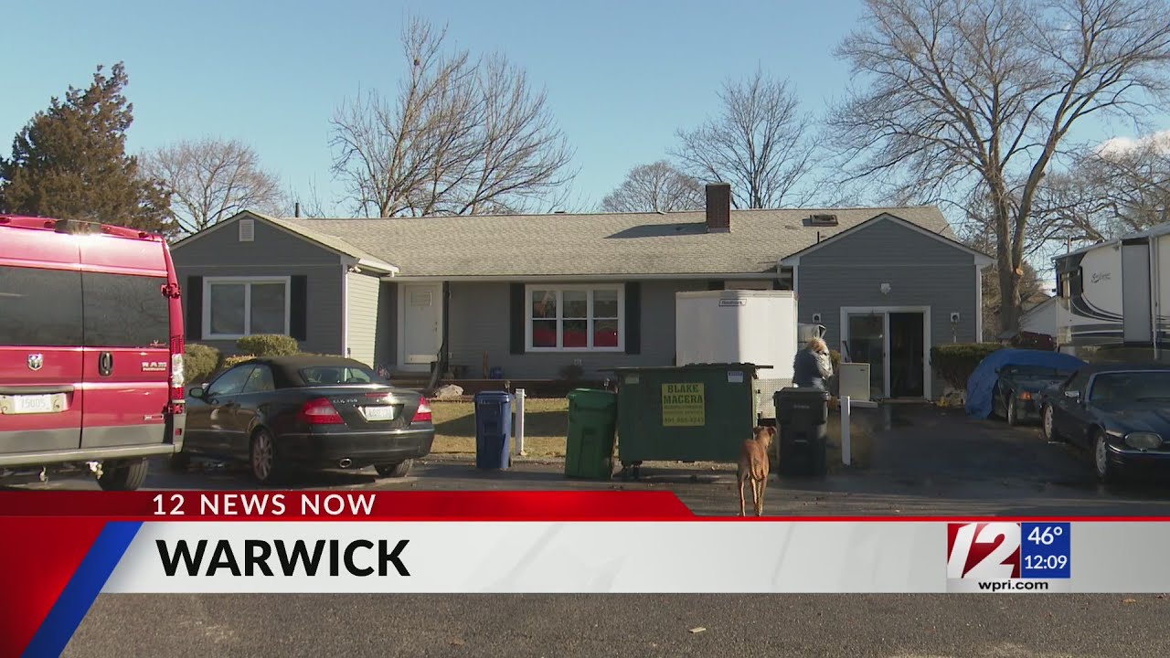 Crews respond to Warwick house fire