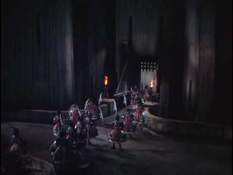 The Wizard of Oz - The Castle of the Wicked Witch...Metallica?!