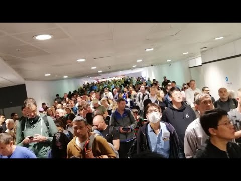 Chaotic delays at Sydney Airport