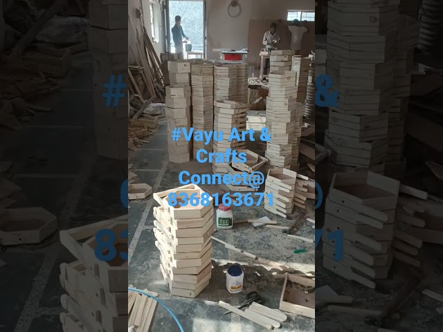 Pinewood Trays & Baskets - Vayu Art & Crafts Pinewood Gift Hamper ...