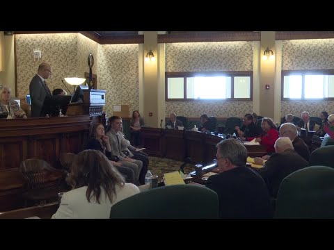 Montana Senate endorses bill to codify definition of biological sex in state law