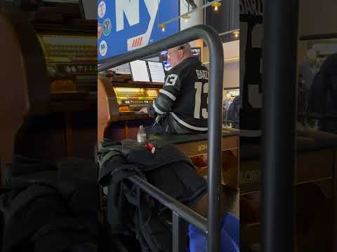 NY Islanders Organist Paul Cartier #organist #organ #music #sports #islanders #nhl #hockey #queens