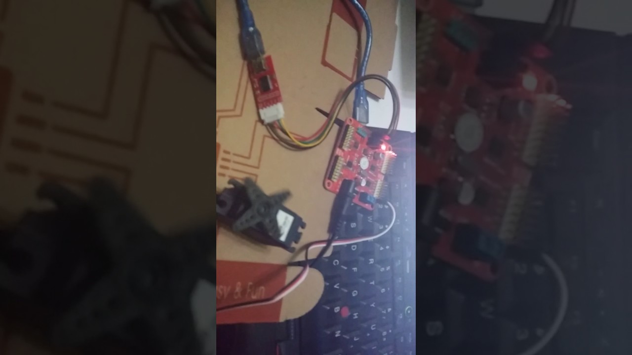 Modul Servo Control 32 channel 32 Servo Controller video