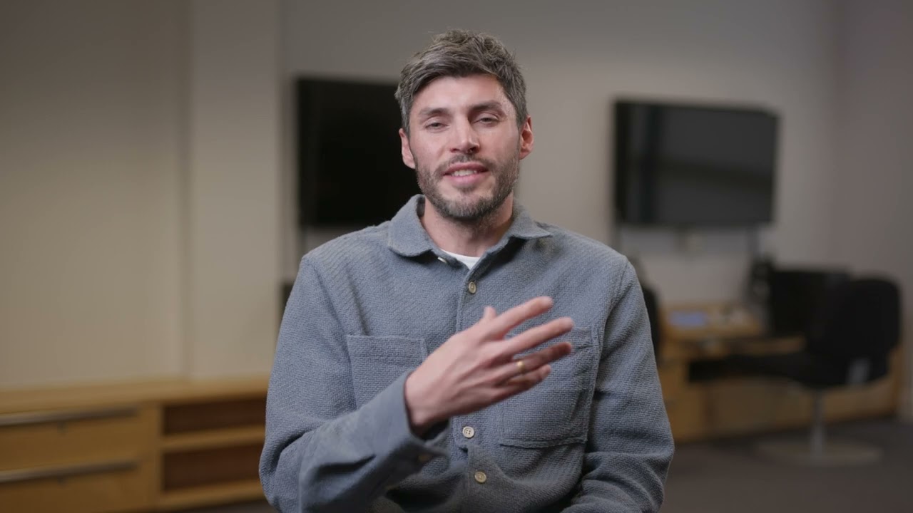 Tackling algorithmic biases through gaming