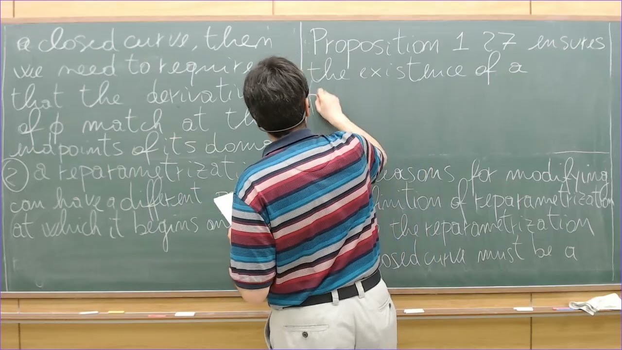 Basic Differential Geometry, Curves and Surfaces, Lecture 4