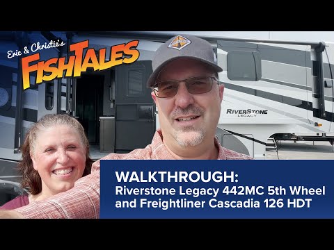 Walkthrough of a Riverstone Legacy 442MC and Freightliner 126 HDT