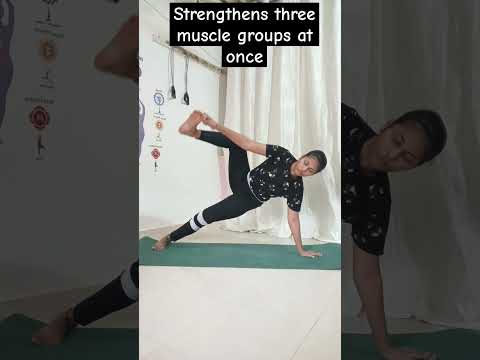 Side plank pose// Vasisthasana #fitnesswithkajal #vasisthasana #sideplankpose