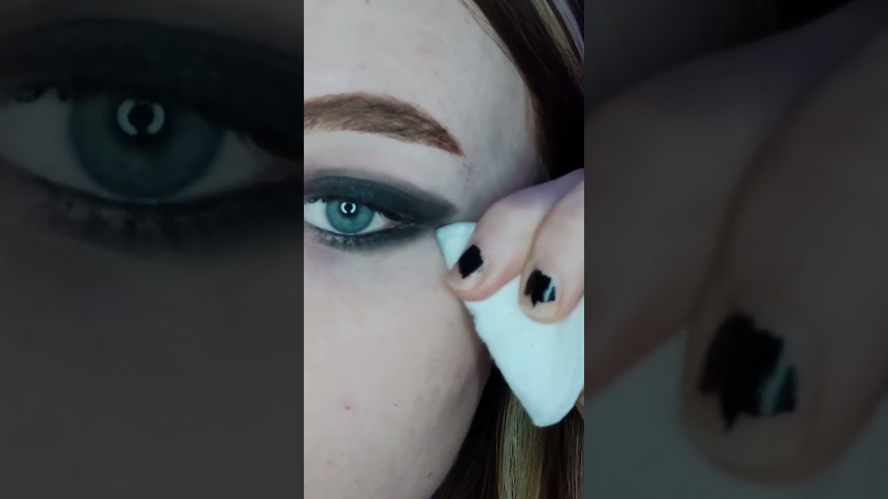 Avril Lavigne makeup tutorial 💞 #avrillavigne #makeuptutorial #makeup #grunge #emo #emomakeup