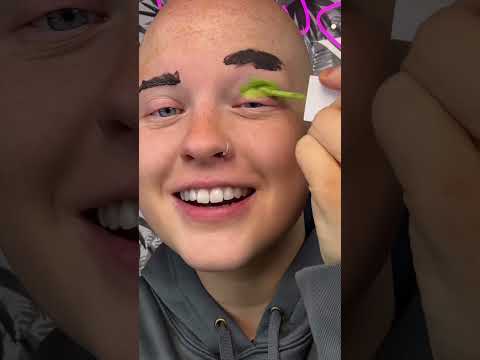 This makeup is so HORRIBLE… I can’t believe I did this