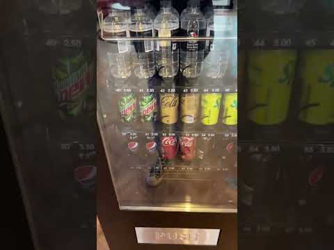 POKÉMON CARDS IN VENDING MACHINES 🤯