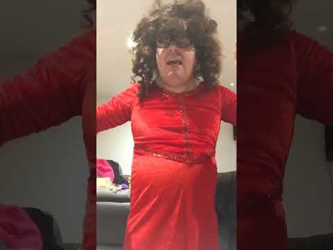 Dama Pantomima as Edna Turnblad - Welcoming the 60’s