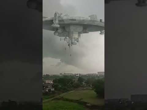 Alien Space Ship On Earth ๐ ๐ฒ๐ฒ | viral Capture Video #shorts #youtubeshortsvideo