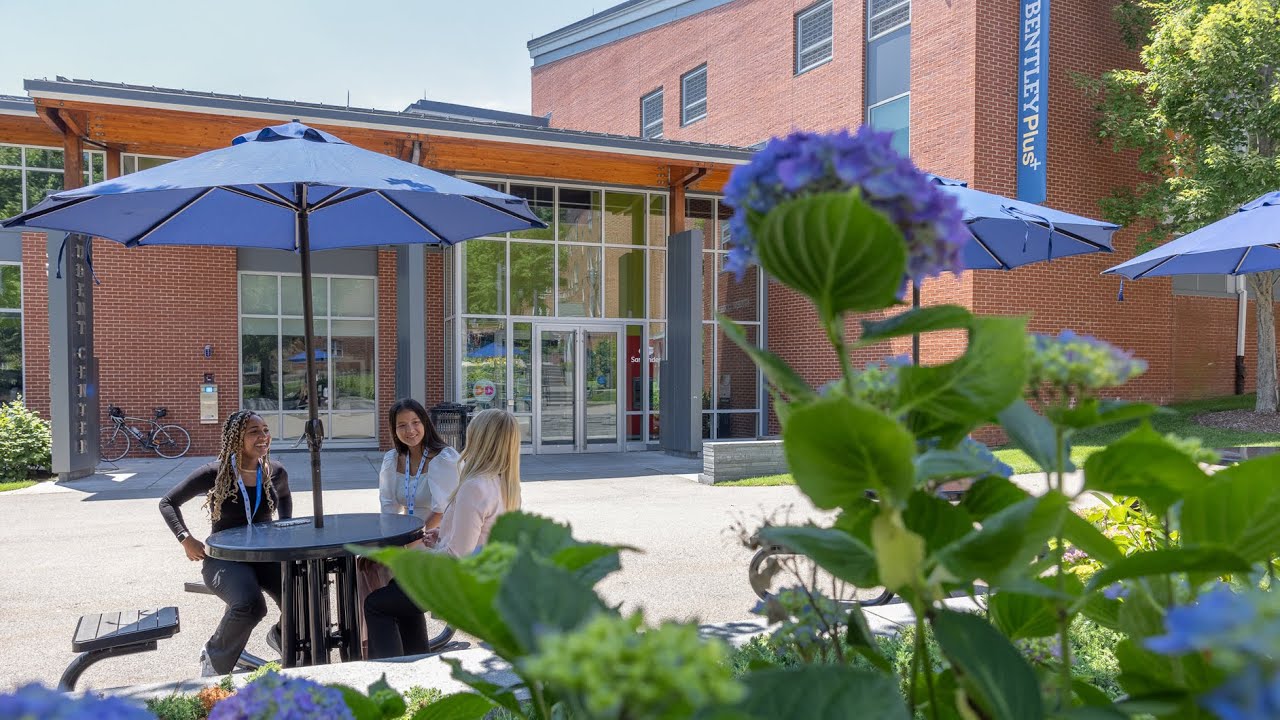 Pre-College at Bentley University: Explore Academics, Campus Life & Future Careers