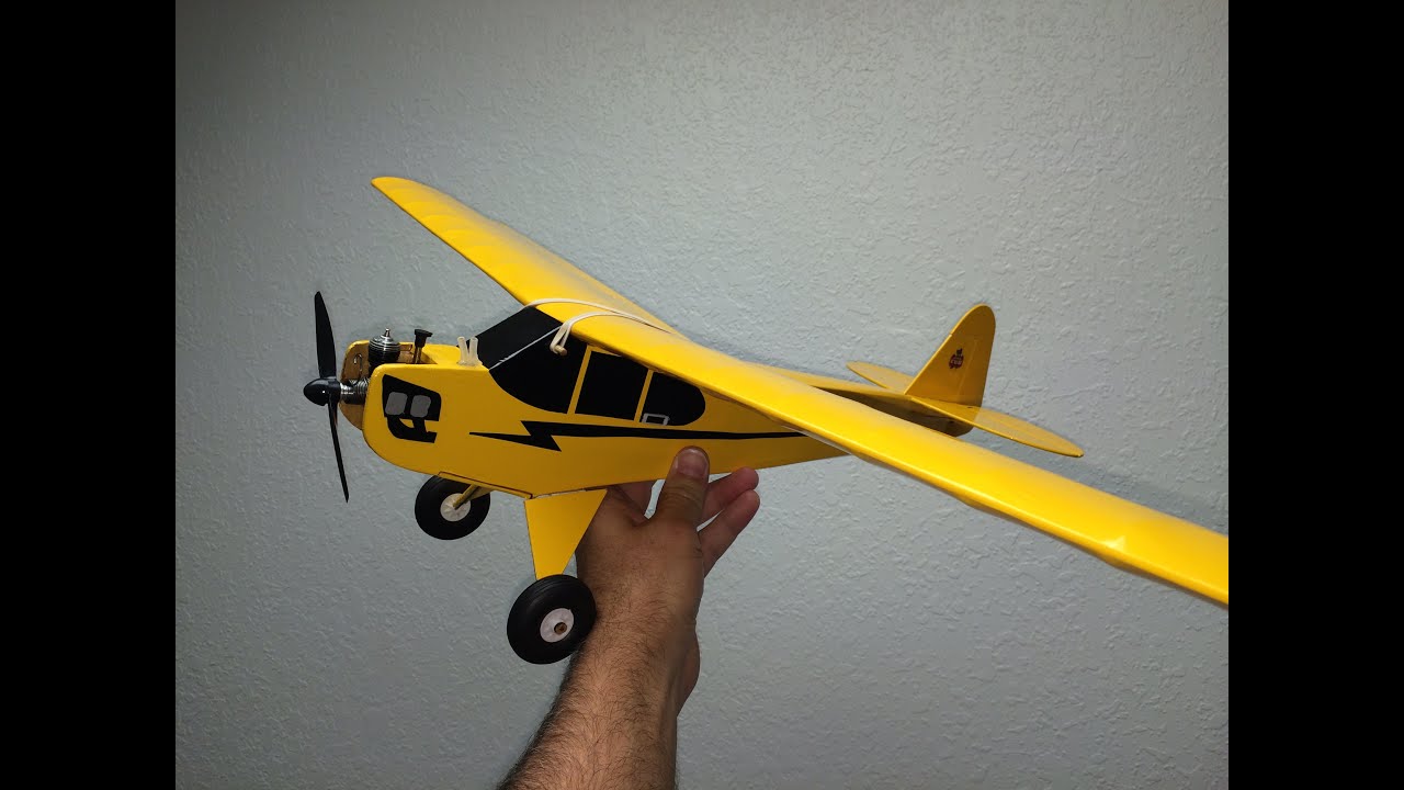 Willy Nillies Cub 250 Maiden Flight with Cox Pee Wee .020