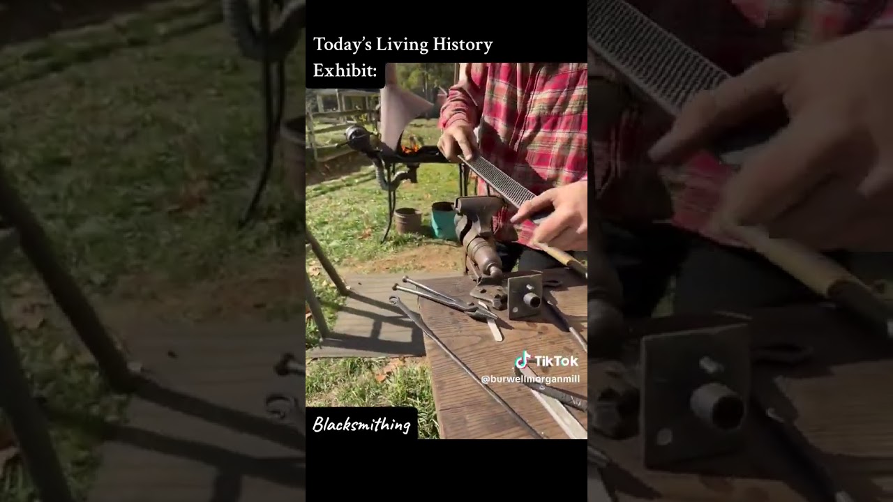 Blacksmith Demonstration  #livinghistory #virginia #blacksmith