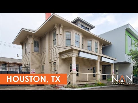 Historic Montrose Manor with Prime Westheimer Frontage