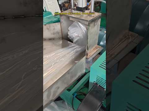 Screw extruder granulator with vent hole, PE& PA coextruded film granulation solution.