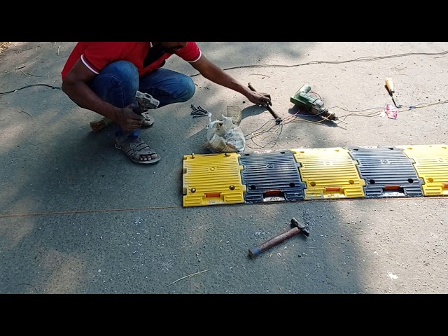 Plastic Speed Breaker - Plastic Speed Breaker Manufacturer in Delhi ...