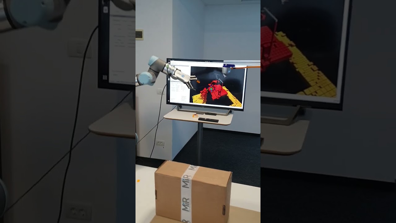 Universal Robots , ROS 2,  MoveIt2