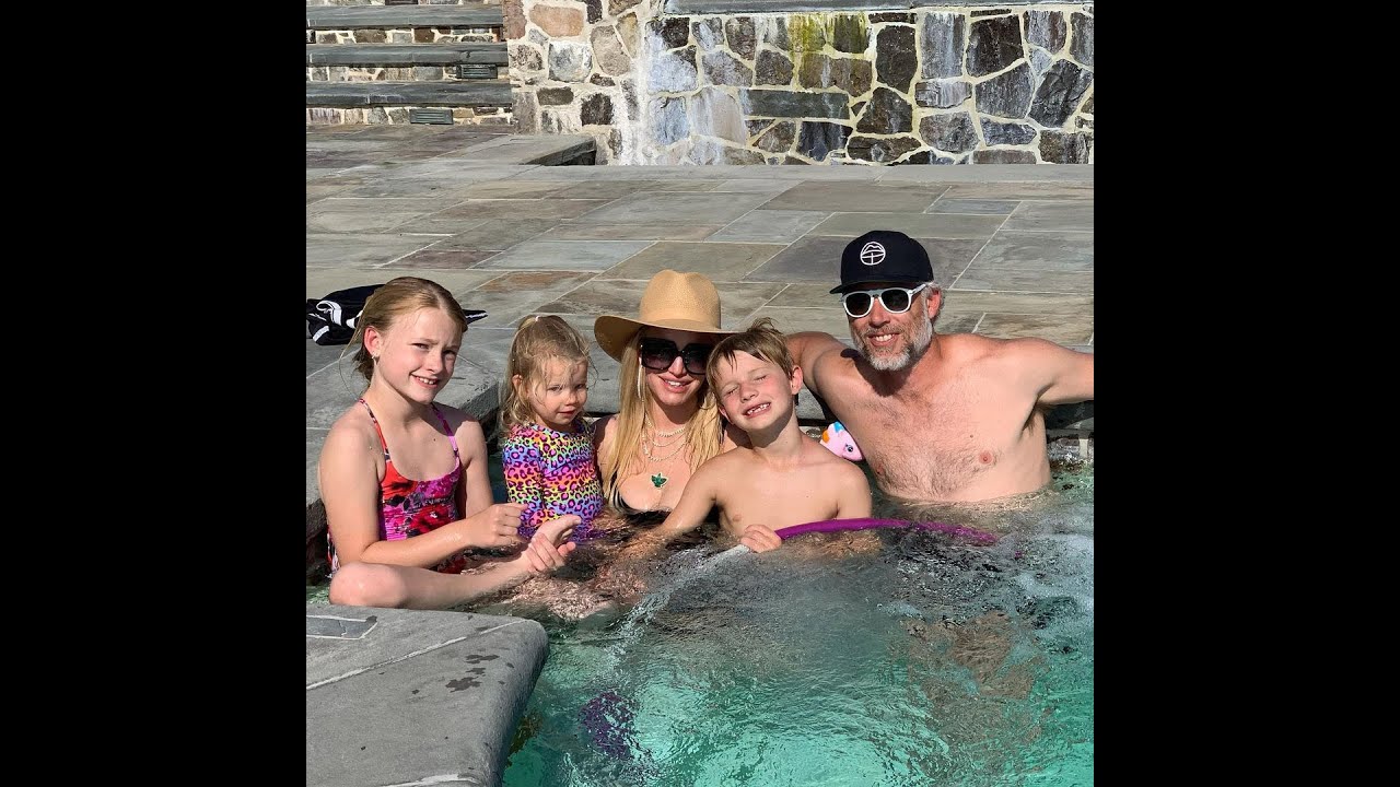 Jessica Simpson Says She and Eric Johnson 'Learn from Each Other So Much': 'Our Love Is Only Deepeni