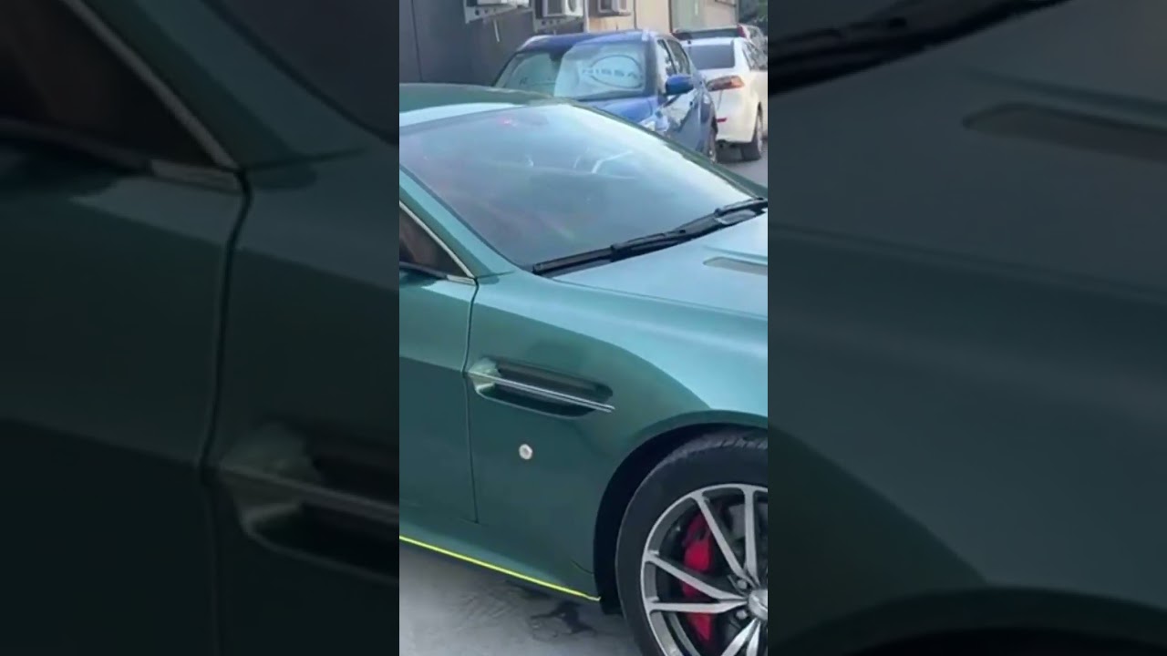New Color for My Aston Martin #dubaishorts #nicodecorato #astonmartin