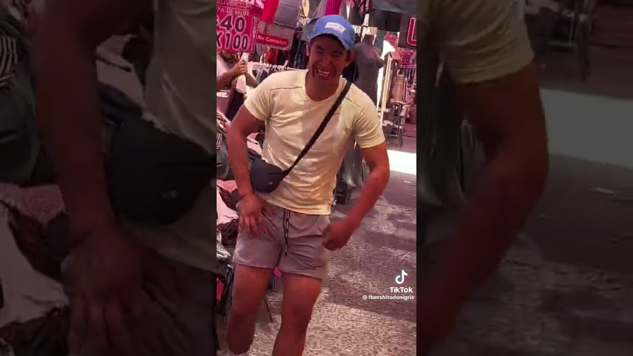 Chacal en tianguis 🔥nalgon y con buen paquete
