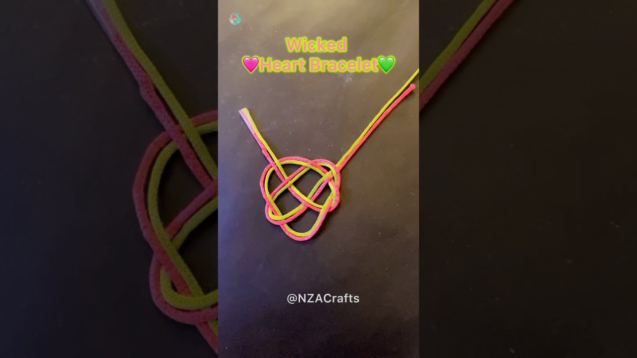 Wicked heart bracelet #wicked #wickedonshorts #446 #usa #bracelet #defyinggravity #usacrafts #diy