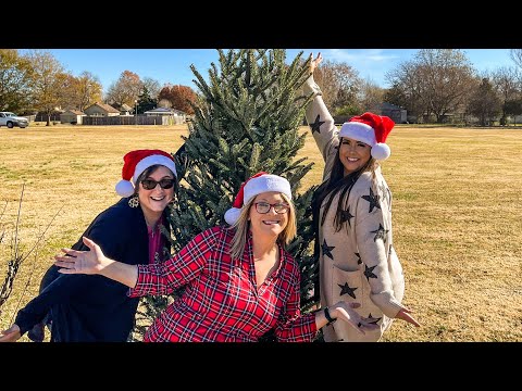 Simple Simon's Pizza - Christmas Tree Decorating 2021