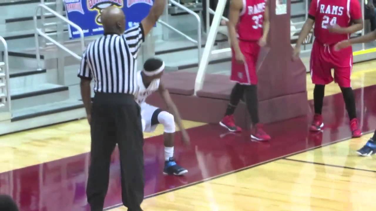 Key players in the LHSAA basketball championships: Riverside floor-general Von Julien (season highli