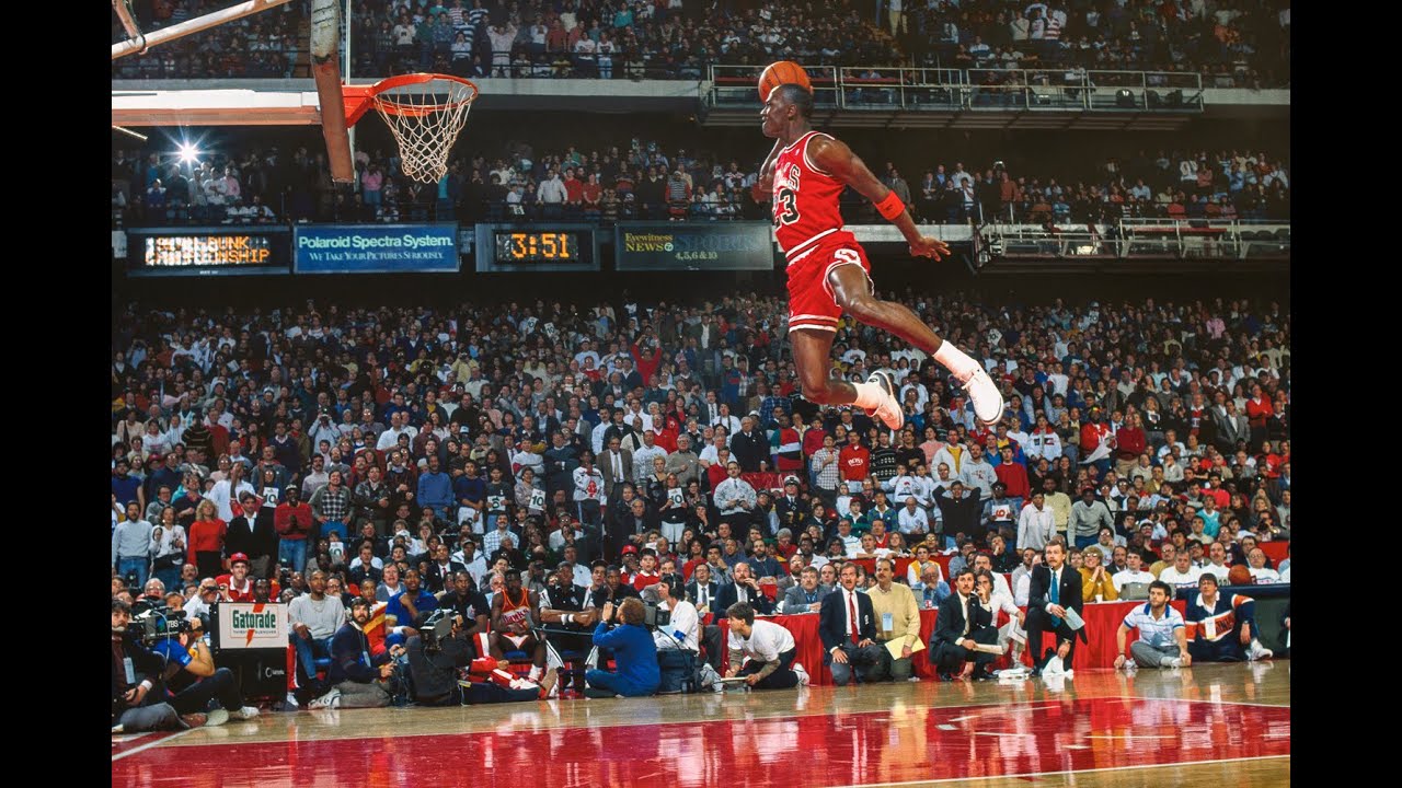 Michael Jordan's Legendary Free Throw Line Dunk HD