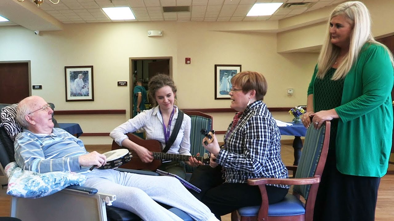 Hospice Social Work: How We Support Patients and Families