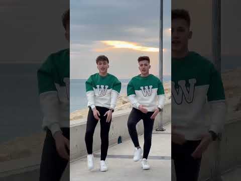 Oturmaya mı geldik 😂