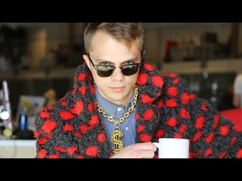 9 truly bizarre things rappers do that'd be creepy if you did them ...